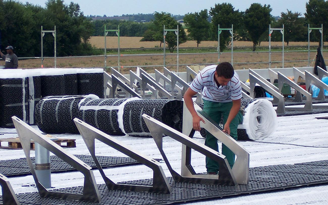 Solar and green are a good fit for a roof! | ZinCo Green Roof Systems UK